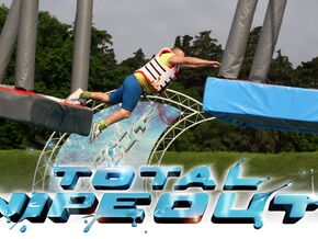 Watch Total Wipeout - TV Series Free Online | Fawesome TV