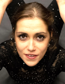 Watch S02 E07 - Claudia Hughes - Extraordinary Humans | Free TV Shows ...