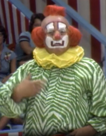 Watch S02 E01 - The Clown Tamer, Part One - The New Howdy Doody Show ...
